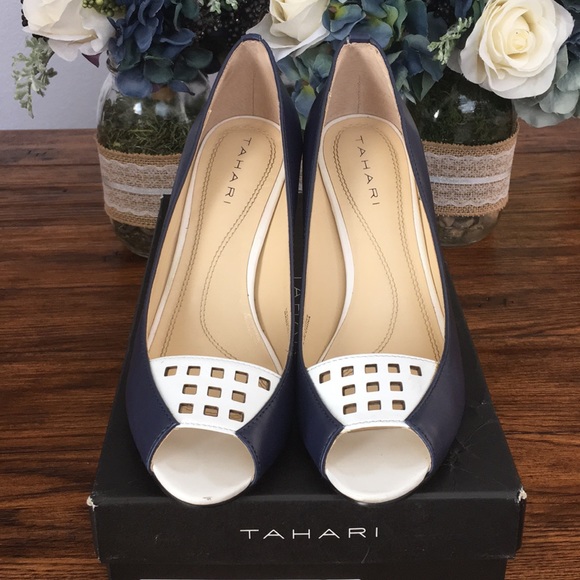 Tahari | Shoes | Tahari Bluewhite Rounded Peep Toe Pumps Size 6 | Poshmark